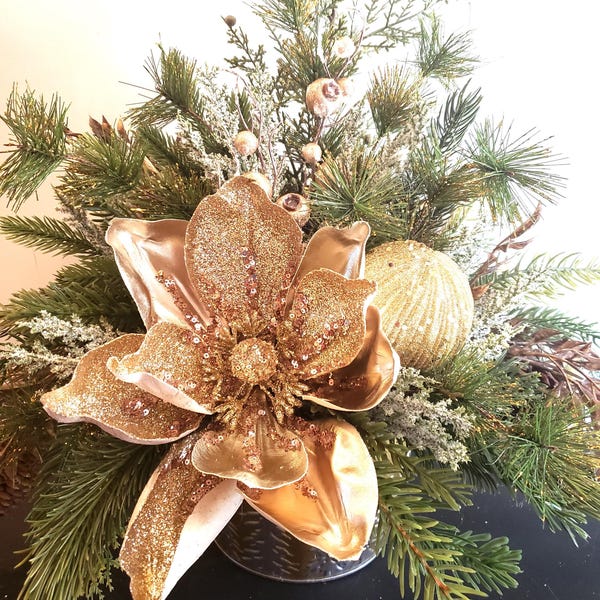 Magnolia Centerpiece - Etsy