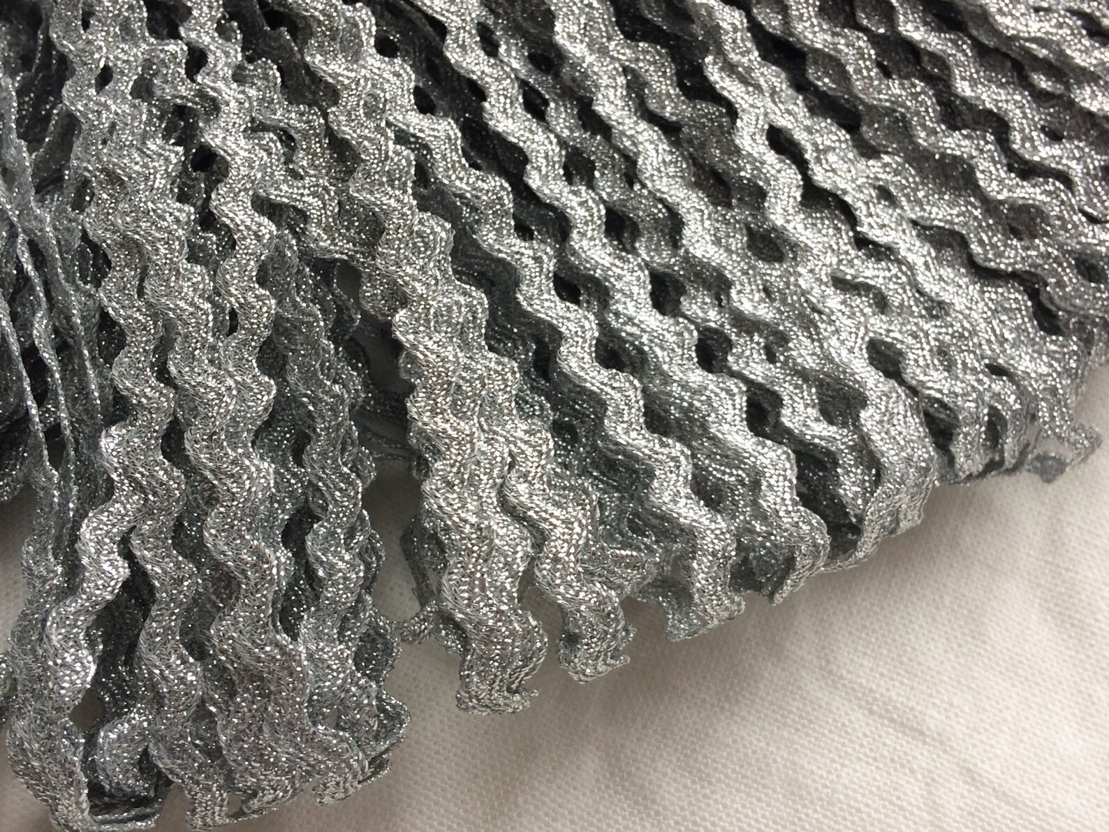 Silver Ric Rac Ribbon 5.5 Yards Shiny Metallic Zig Zag Trim - Etsy