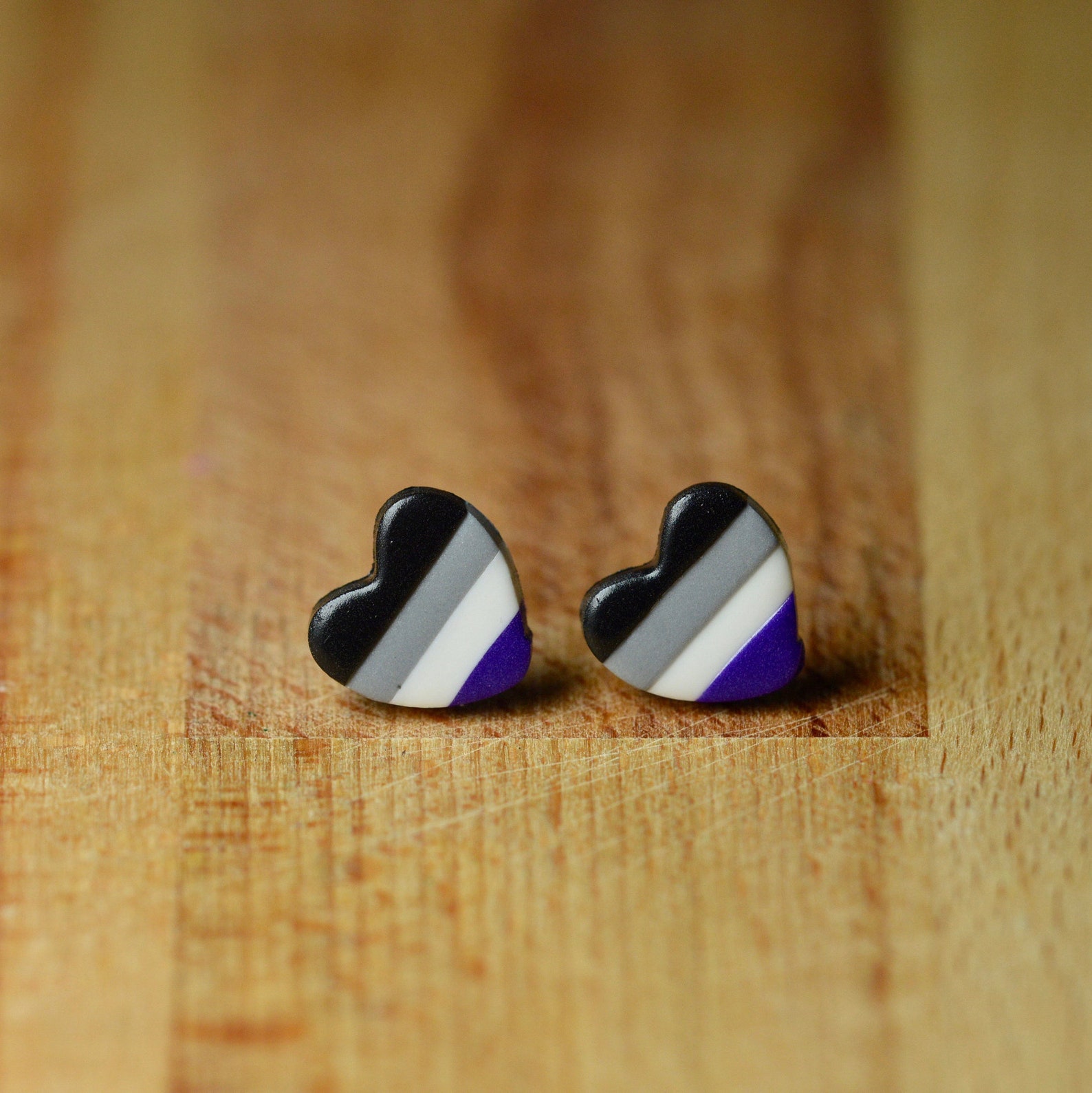 Asexual Heart Stud Earrings - LGBT Hypoallergenic Earrings for ...