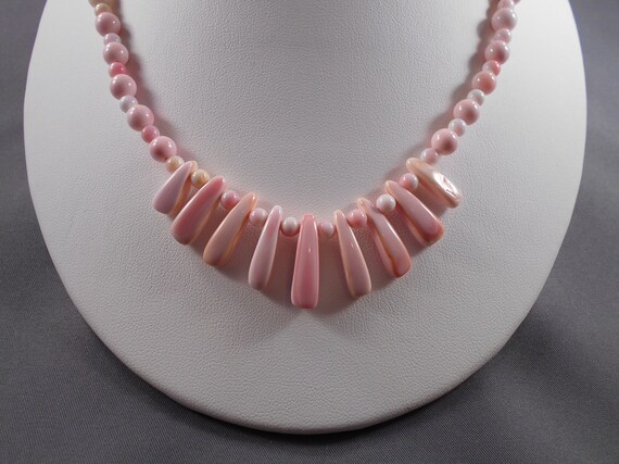Mixed Media Pink Conch Shell Necklace and Earring Set - Etsy