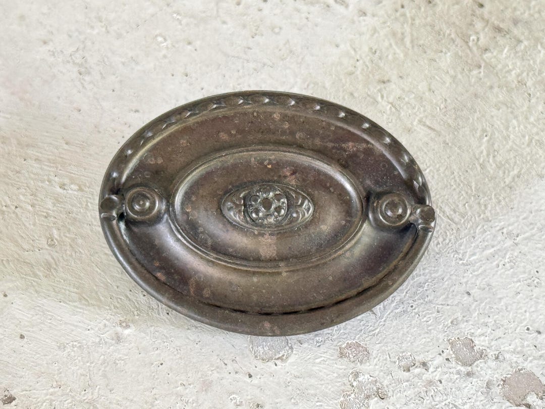 Vintage Oval Drawer Pull: Metal Floret Cabinet Hardware - Etsy