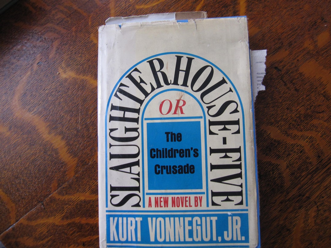Slaughter House Five by Kurt Vonnegut, Jr. Delacorte Press 1969. - Etsy