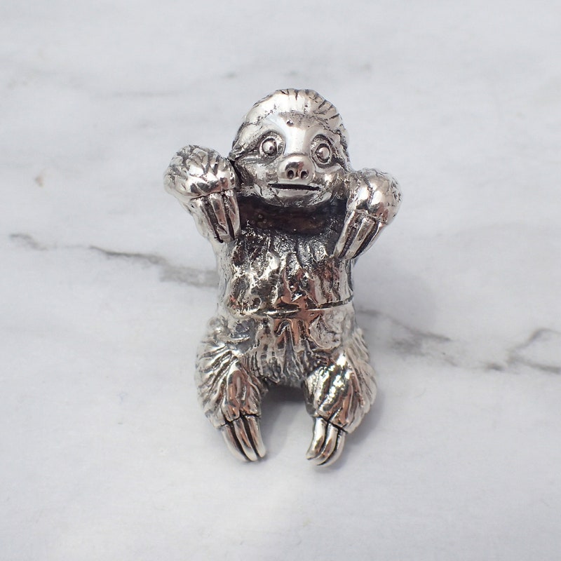 Sloth Pendant - Etsy
