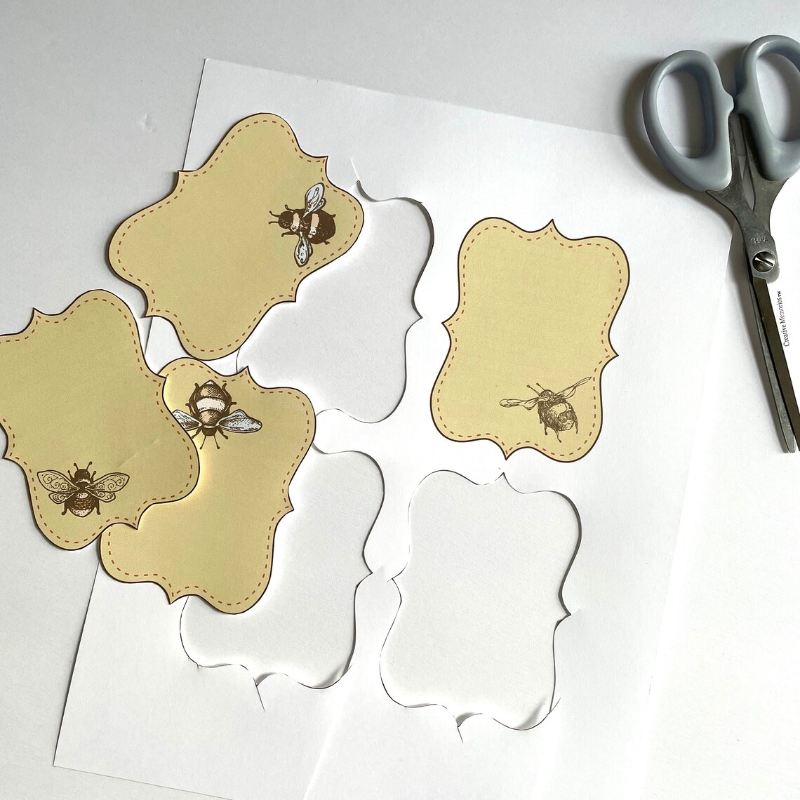 Vintage Bumble Bee Gift Tags, Bumble Bee Gift Tags, Bumble Bee Party ...