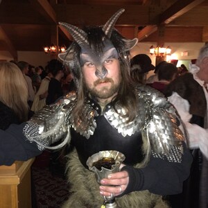 Scale Maille Shoulder Pauldrons - Etsy