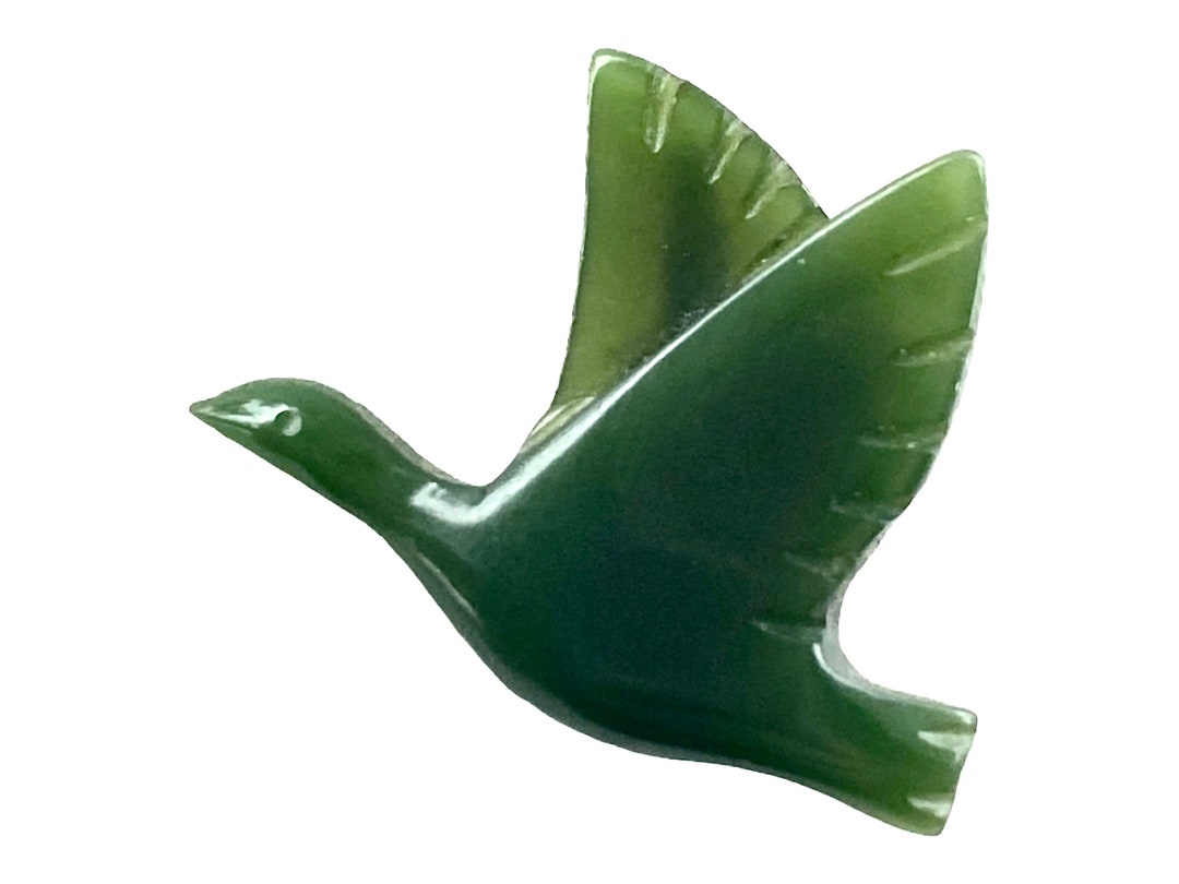 Vintage Carved Nephrite Bird in Flight Brooch 2 Dimensional - Etsy