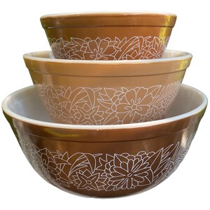Pyrex Woodland Pattern Nesting Bowls Set of 3 - Etsy