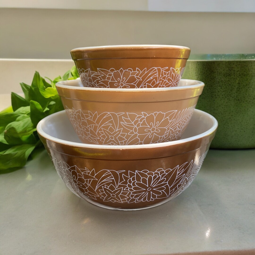 Pyrex Woodland Pattern Nesting Bowls Set of 3 - Etsy