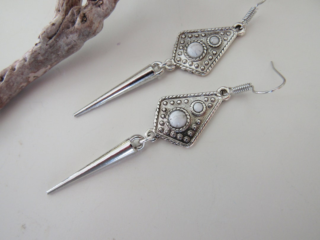 Viking Medieval Spike Earrings - Shield Maiden - Etsy