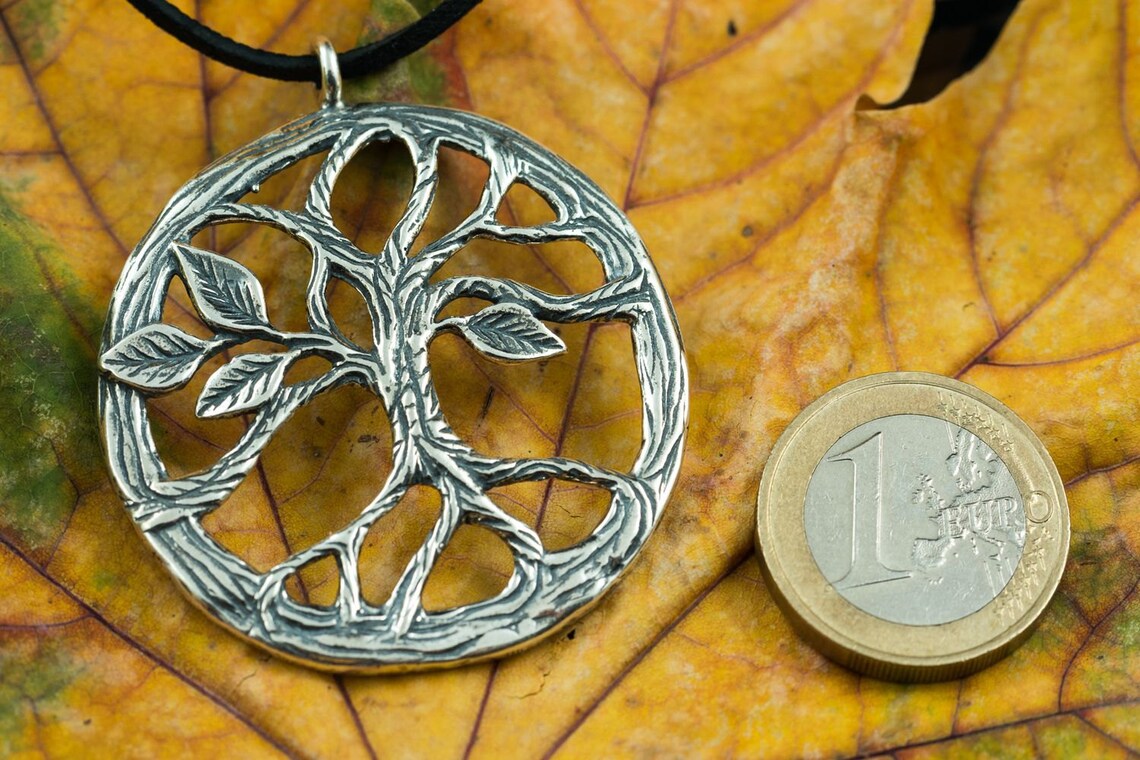 YGGDRASIL Viking Tree of Life Arbor Vitae SILVER Necklace - Etsy