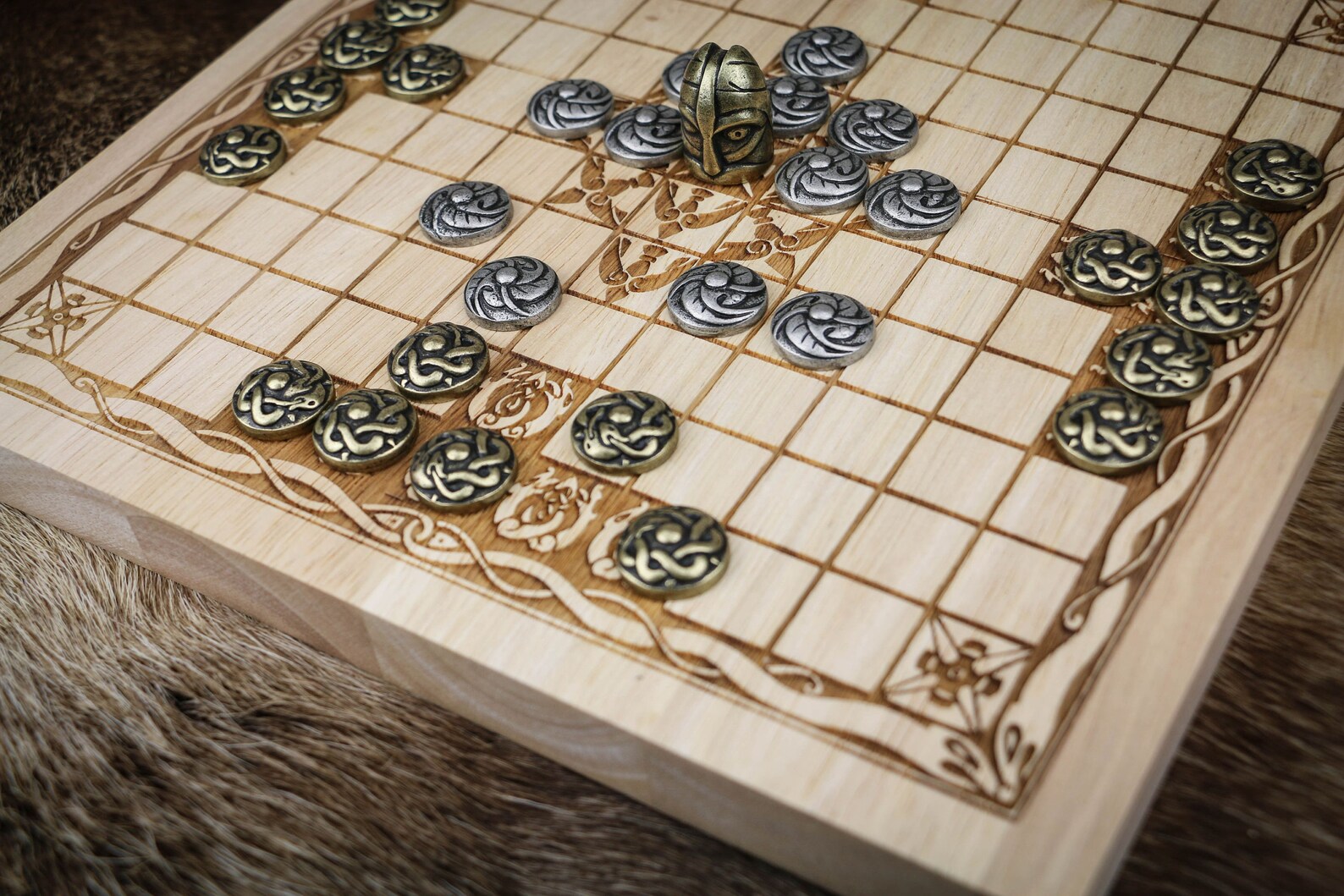 HNEFATAFL Viking Chess Óðins Hrafnar Tafl Board Game - Etsy