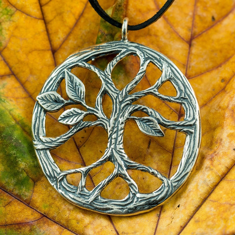 YGGDRASIL Viking Tree of Life Arbor Vitae SILVER Necklace | Etsy