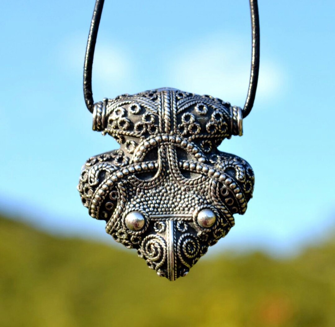 Silver Thor Hammer Thor's Mjöllnir Viking Pendant Pagan Jewelry ...