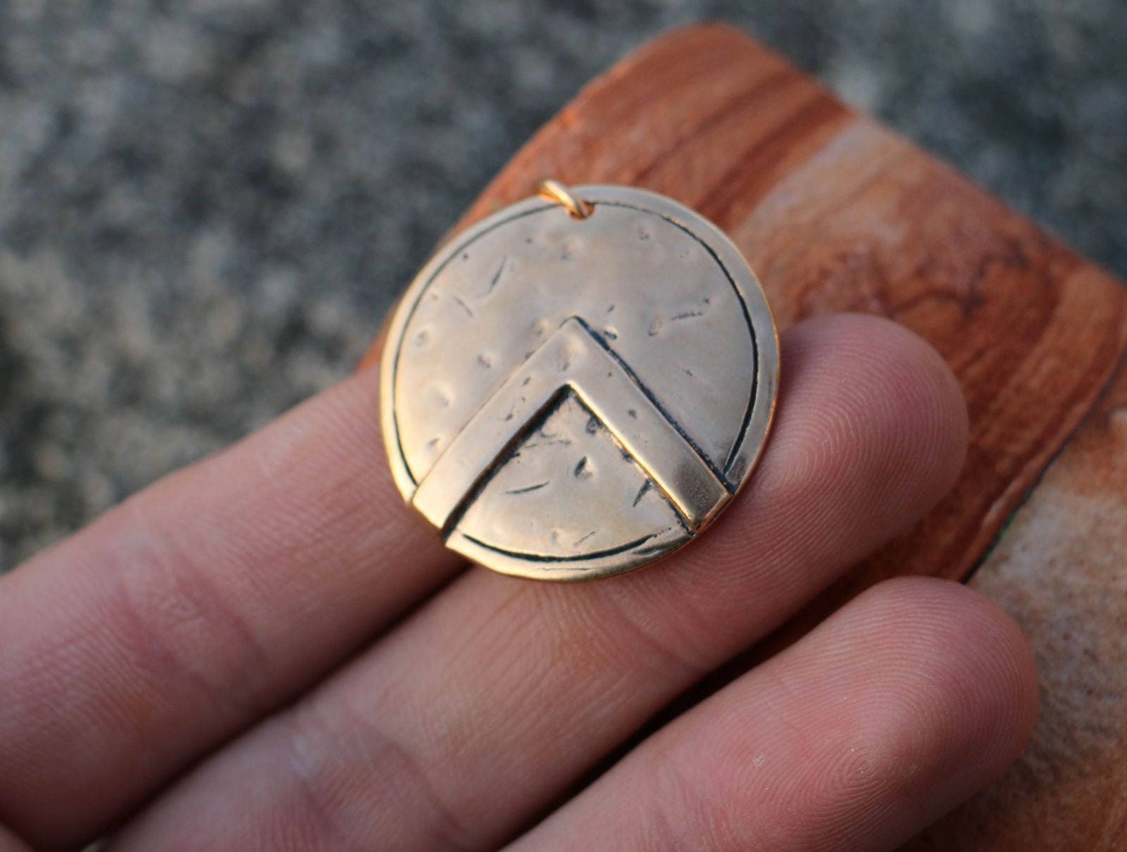 SPARTAN SHIELD Bronze Pendant Necklace Sparta LEONIDAS Amulet | Etsy