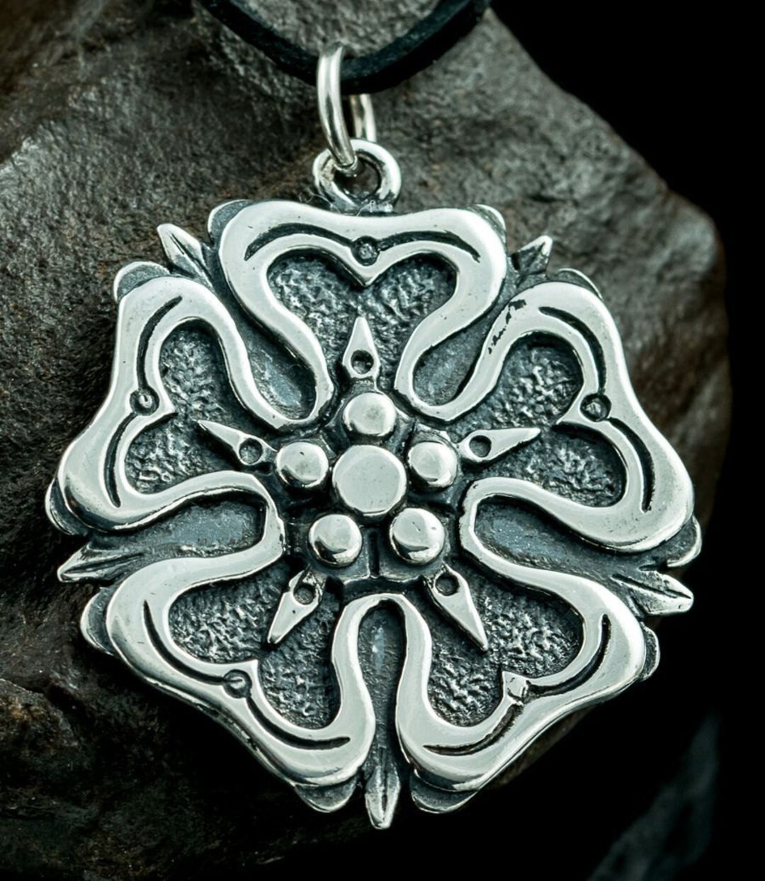 Medieval ROSE Sterling Silver Pendant of House of Rosenbergs YORK ...