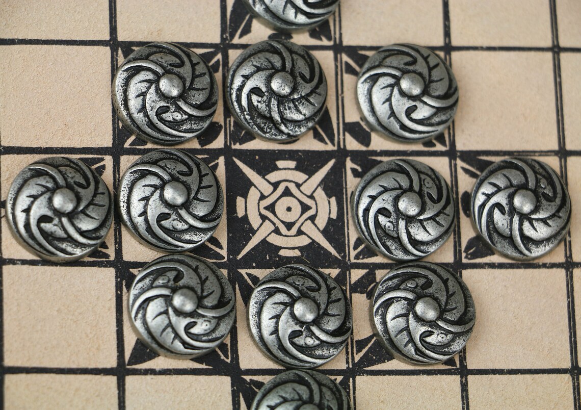 HNEFATAFL Viking Chess Óðins Hrafnar Tafl Board Game - Etsy