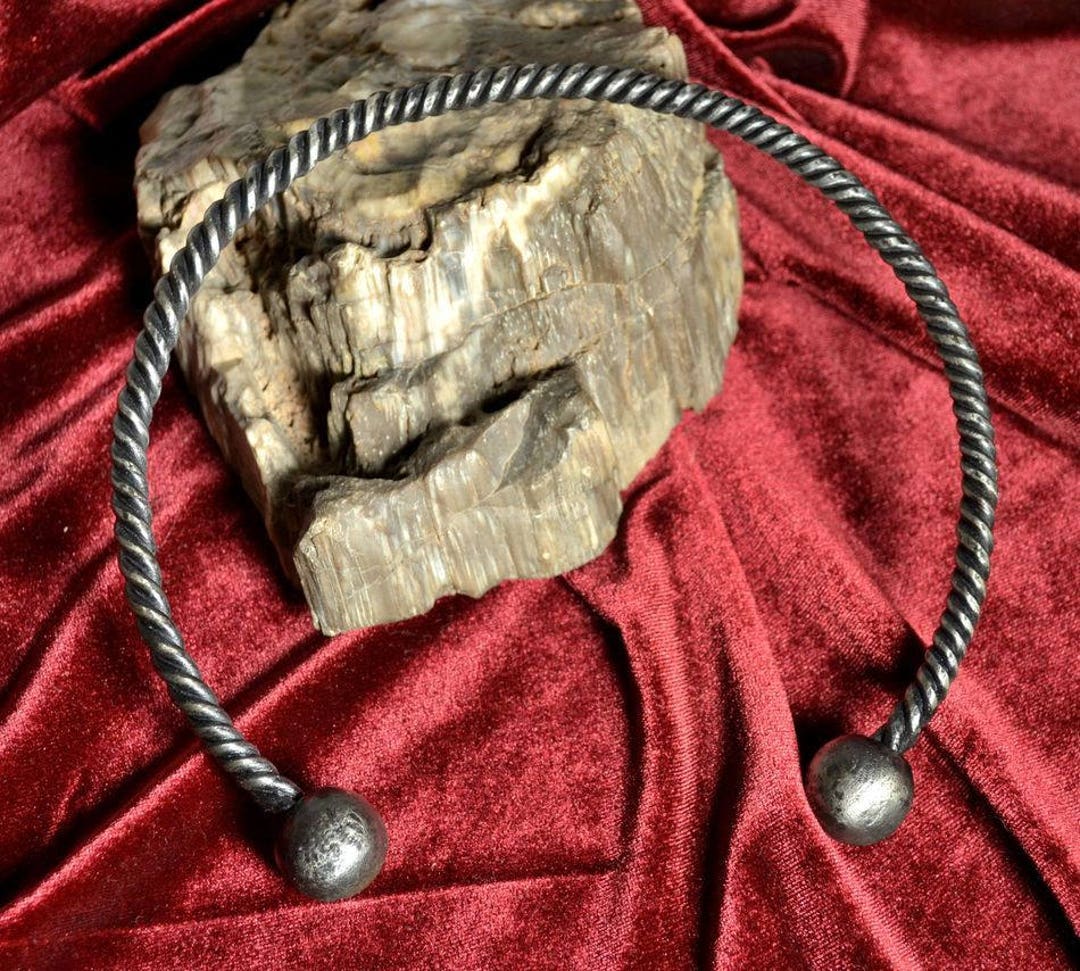 CELTIC TORQUES Hand FORGED Torc Celtic Celt La Téne Hallstatt Iron Age ...