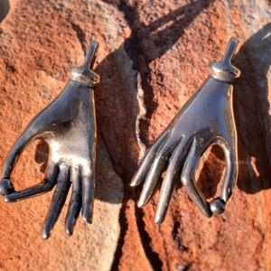 ROMAN Bronze Hand Pendant Ancient Rome Germania Superior Italy Italian ...