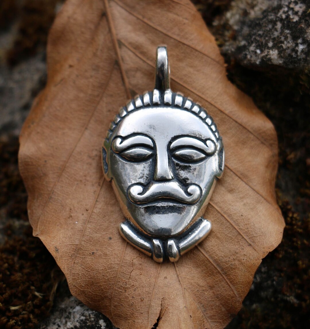 CELTIC HEAD Silver PENDANT Inspired by Mšecké Žehrovice Artefact Czech ...