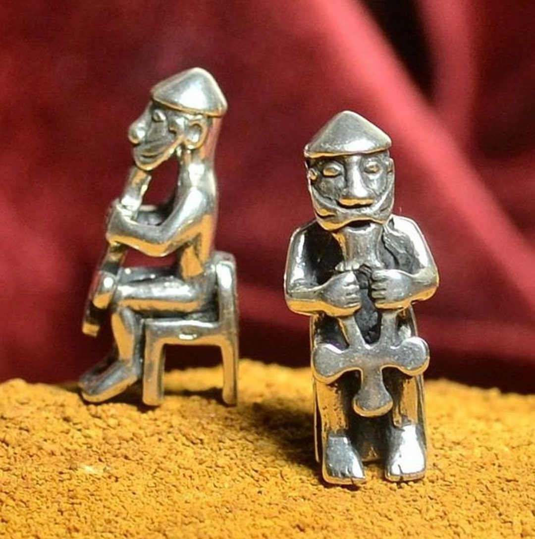 Sitting THOR Silver PENDANT Reproduction of Bronze Figure From Akureyri ...