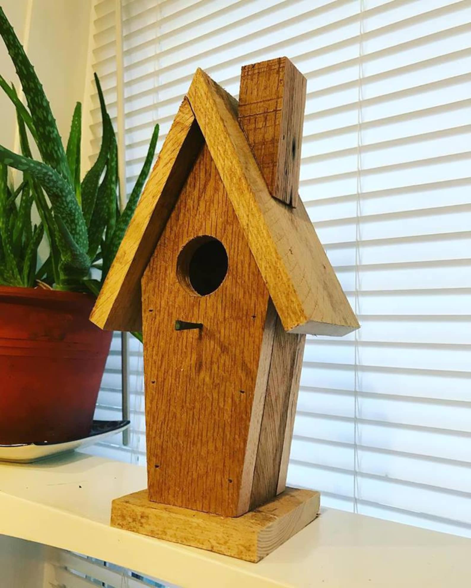 Upcycled Pallet Birdhouse - Etsy