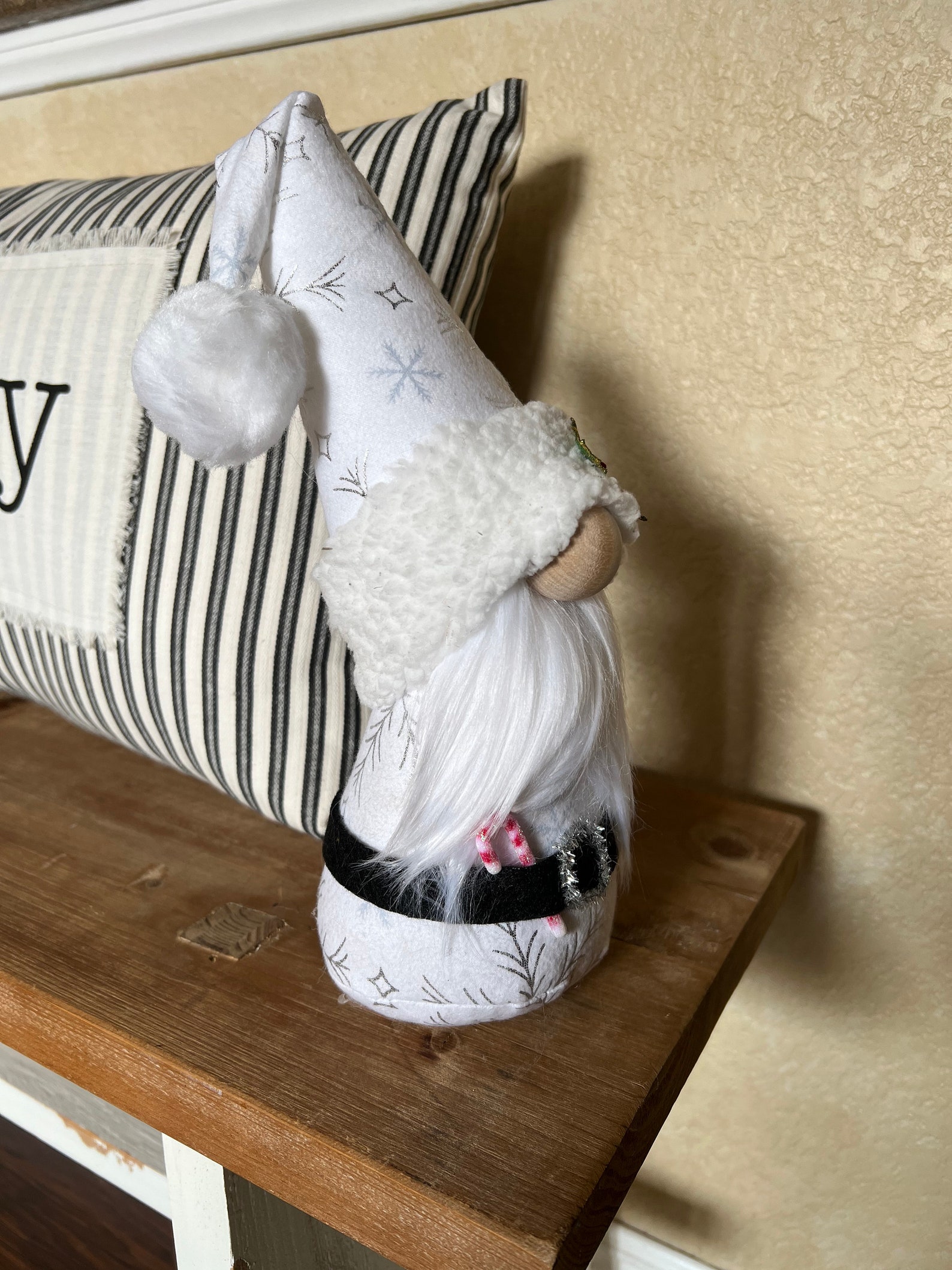 Snow White Santa Gnome Christmas Gnome Christmas Decor - Etsy