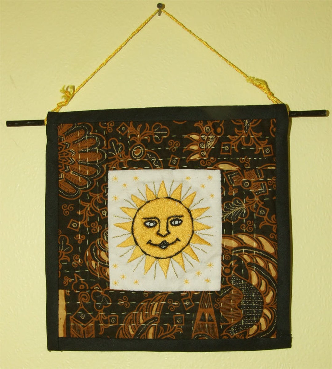 Smiling Sun Mini Quilt Wall Hanging - Etsy
