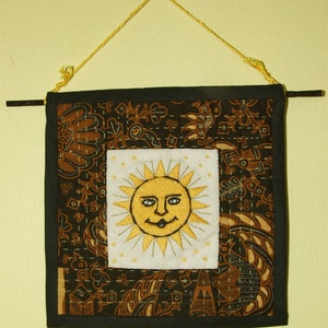 Smiling Sun Mini Quilt Wall Hanging - Etsy