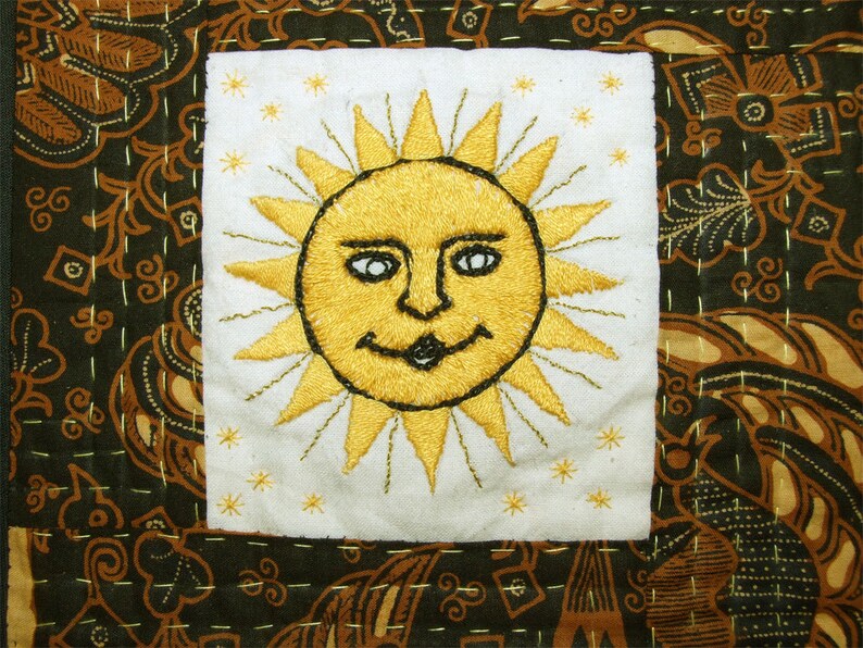 Smiling Sun Mini Quilt Wall Hanging - Etsy