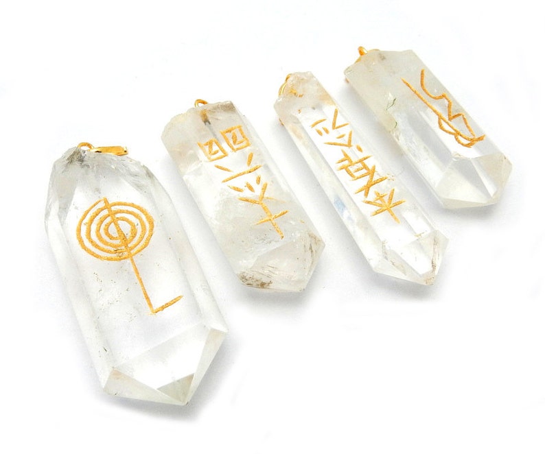 Usui Reiki Crystal Quartz Point Pendant Set With Gold Tone - Etsy Usui Reiki Crystal Quartz Point Pendant Set With Gold Tone - Etsy