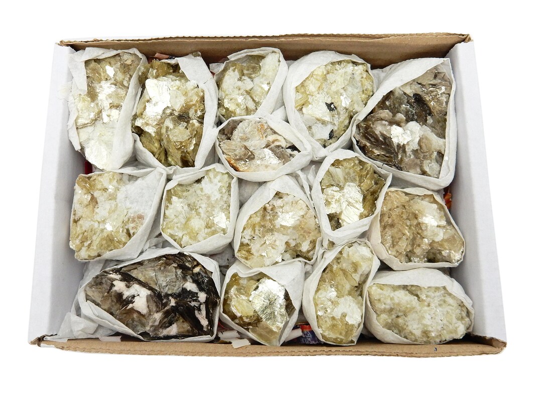 Star Mica Cluster Full Box - Raw Mica Pieces - Box of 12-16 - Crystal ...