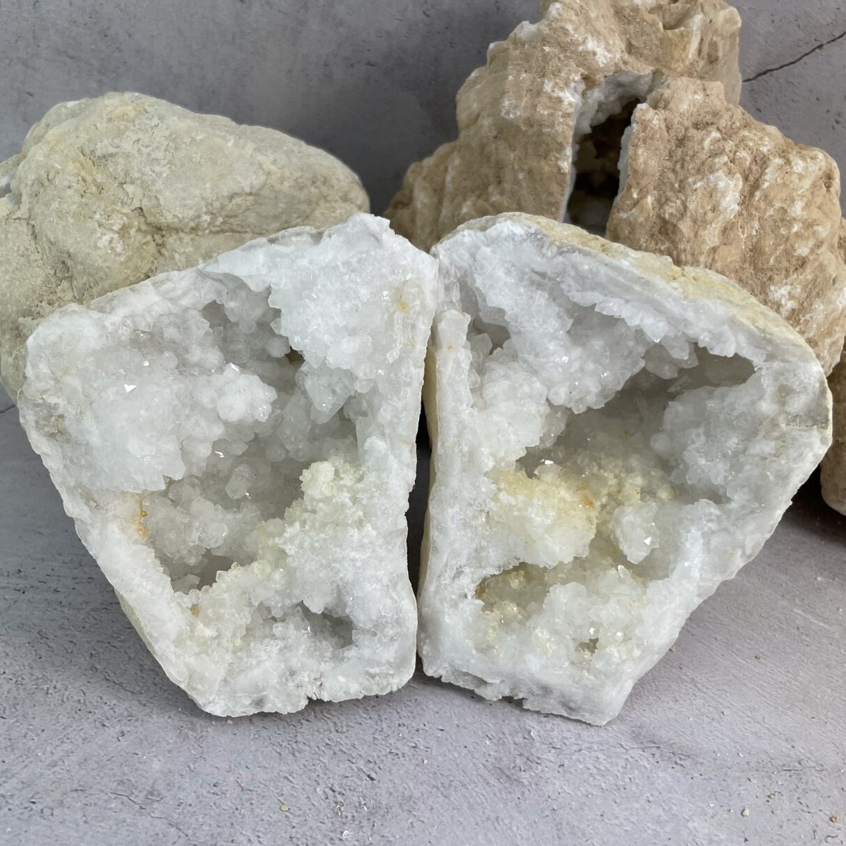 White Druzy Geodes Beautiful Display Piece RK2000-B10 | Etsy