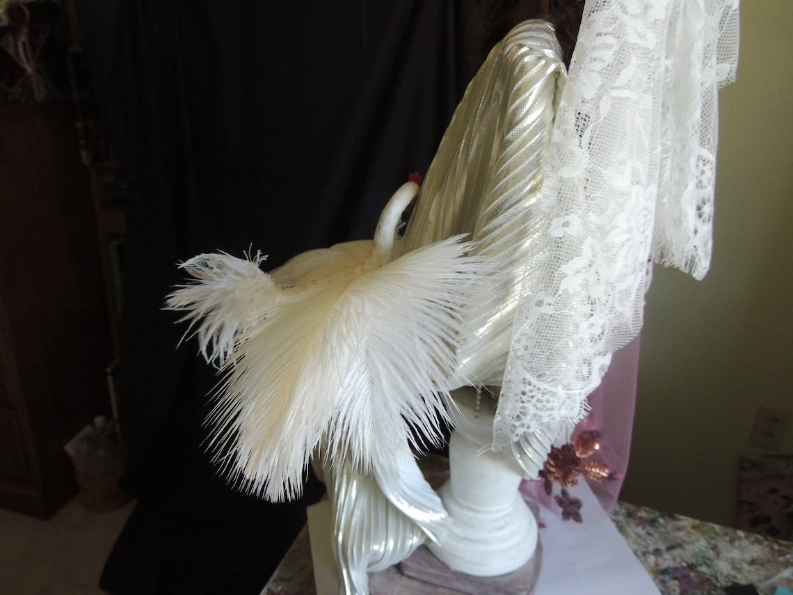 Very Often Artists Turned to the Theme ''leda and the Swan''. Mythology ...