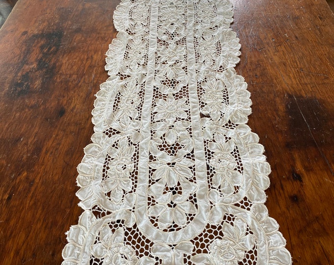 Vintage Battenberg Lace Tablecloth Runner Farm Table Cloth - Etsy