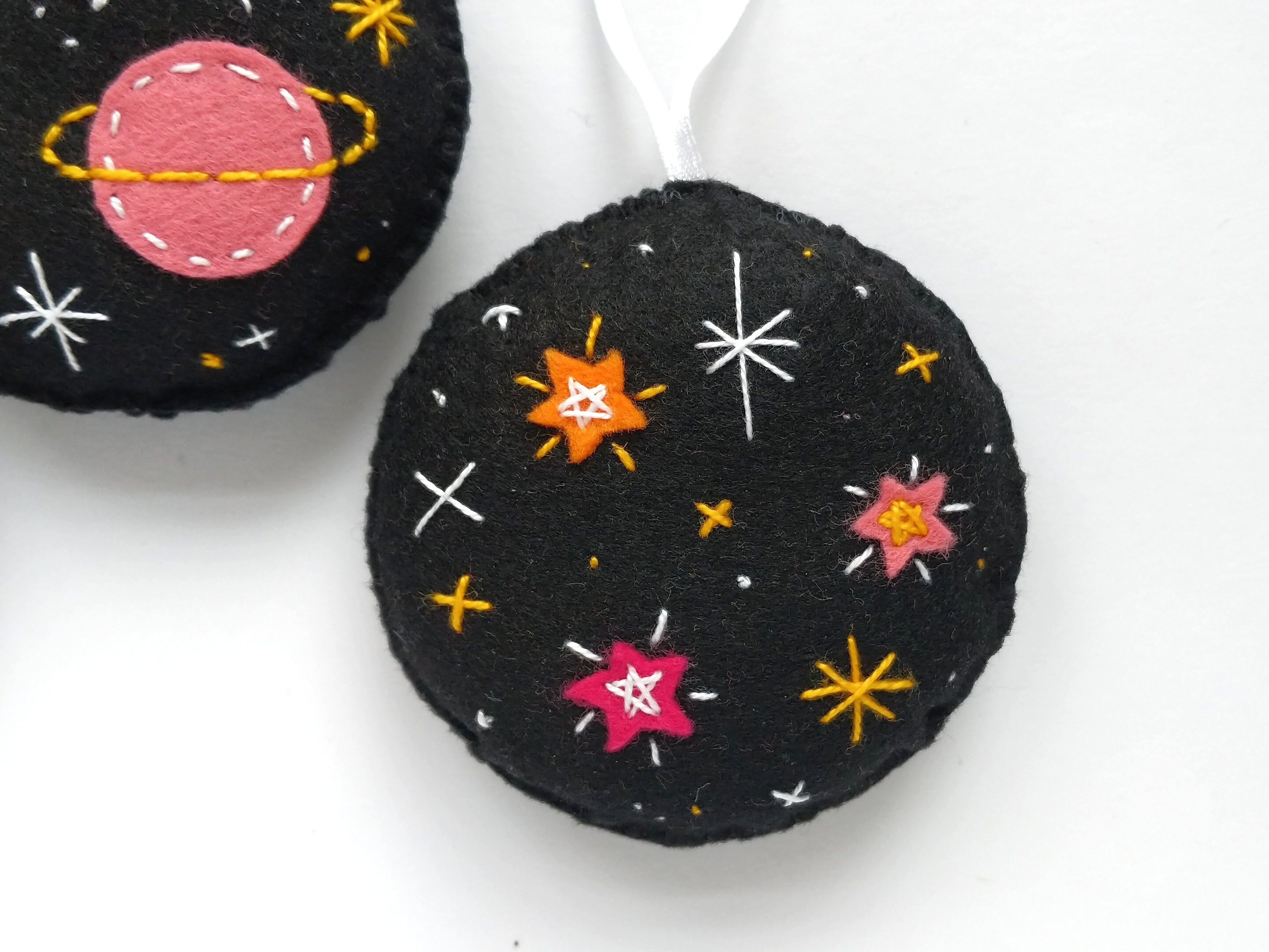 Space Embroidered Felt Ornament Set With the Moon Saturn - Etsy