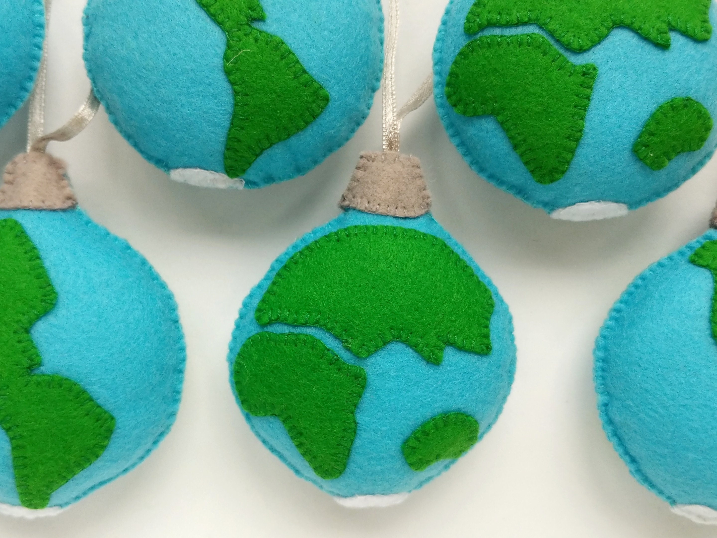 Earth Felt Ornament, Christmas Tree Ornaments, Holiday Decoration - Etsy