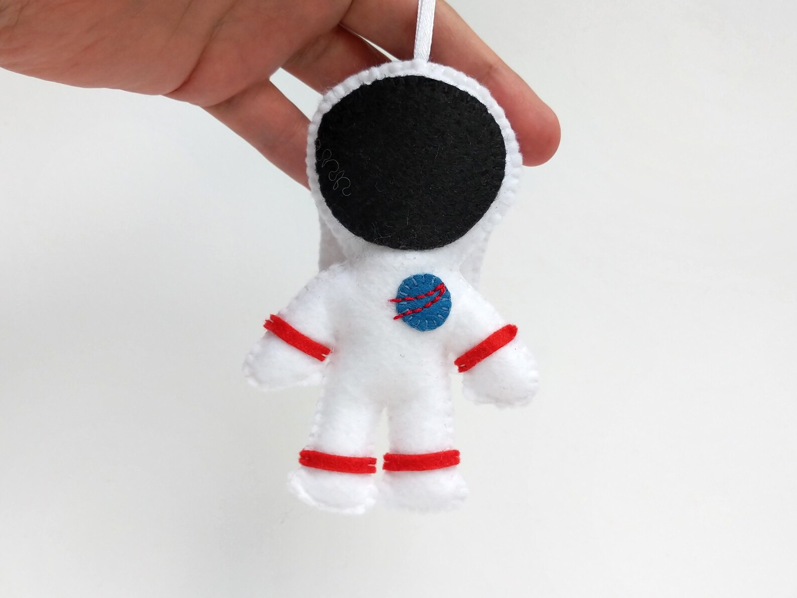 NASA Astronaut Felt Ornament, White Spacesuit, Christmas Tree Ornament ...