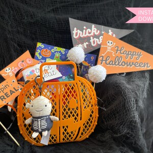 Digital Halloween Pennant Flags. Printable Halloween Décor. Bundle of ...