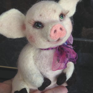 Felted Piglet, Handmade Piggy, Needle Felted Pig, Adorable Felted ...