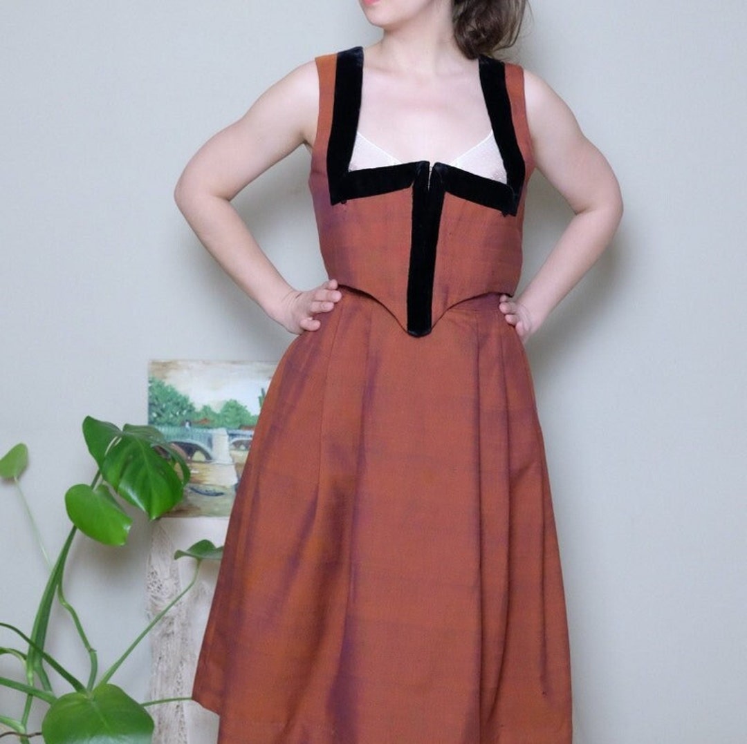 Sale Vintage 40s 50s Dirndl Dress Terracotta Red Black Velvet Trim ...