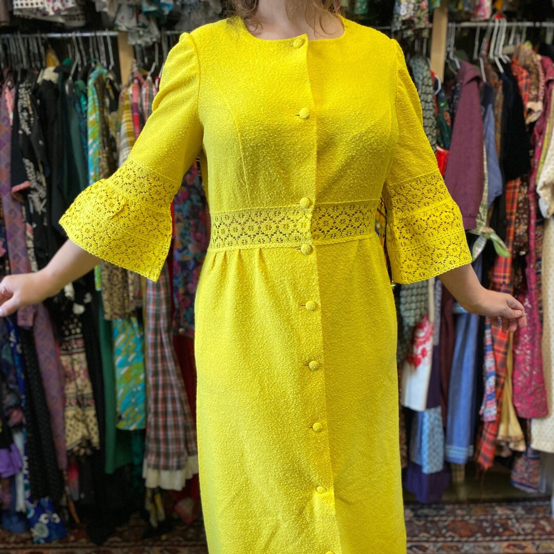 Rare Hanro 70s Vintage Lemon Yellow Robe With Trumpet Sleeves Lace Home ...