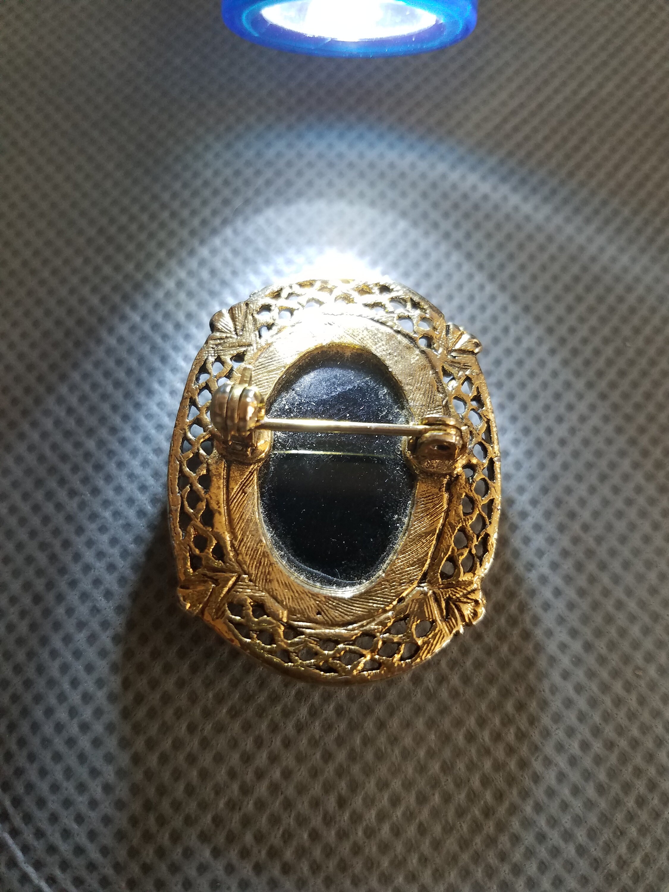 Mid-century Black Glass Gold Leaf Bust Cameo Brooch - Etsy