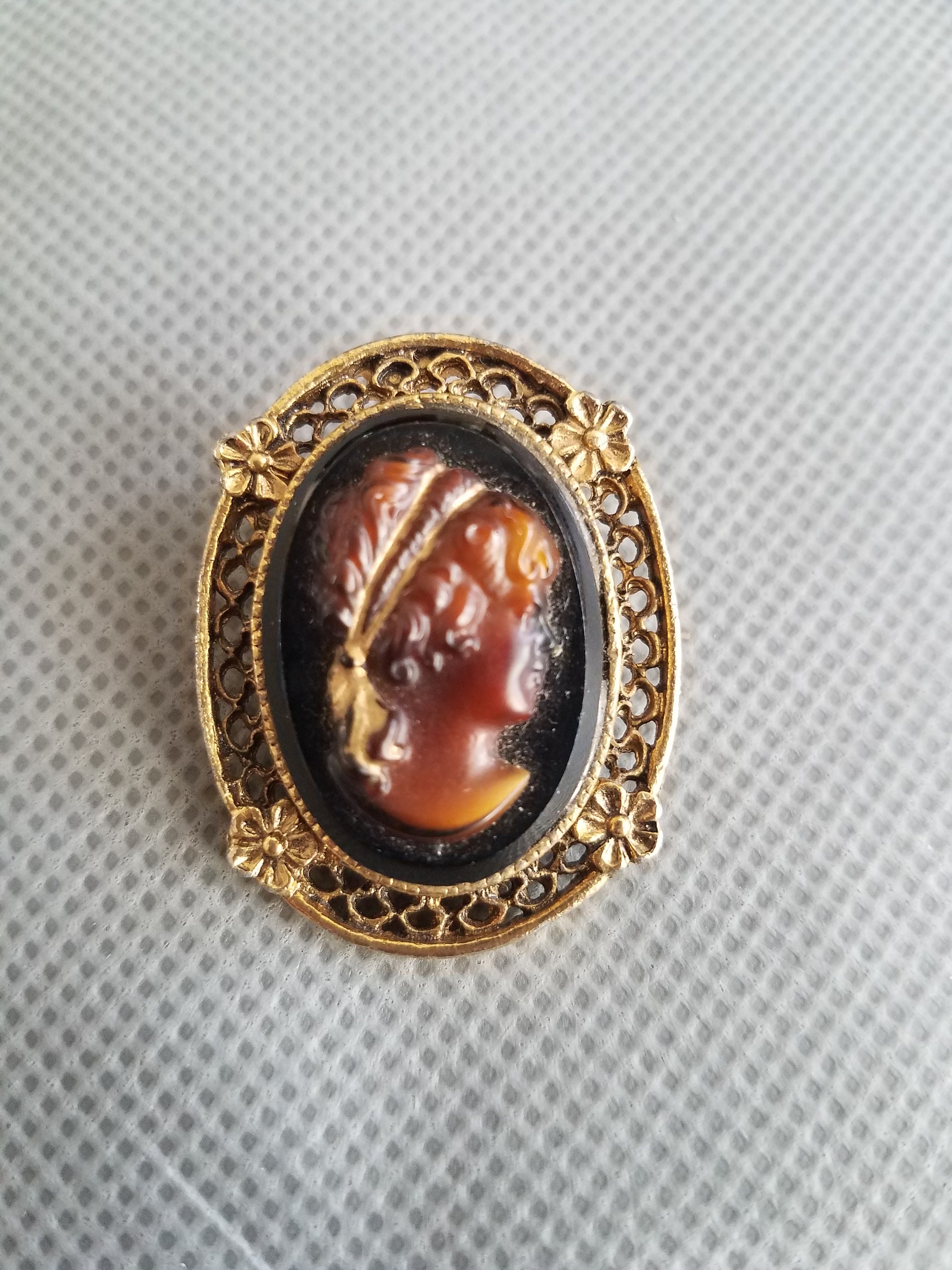 Mid-century Black Glass Gold Leaf Bust Cameo Brooch - Etsy