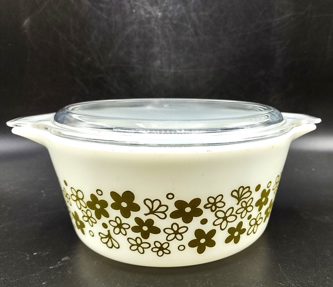 Pyrex Spring Blossoms 1.5 Qt Casserole With Lid Olive Green Flowers on ...