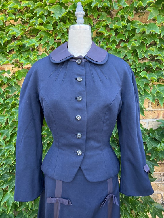1950s Dan Millstein navy skirt suit, size small, tail… - Gem