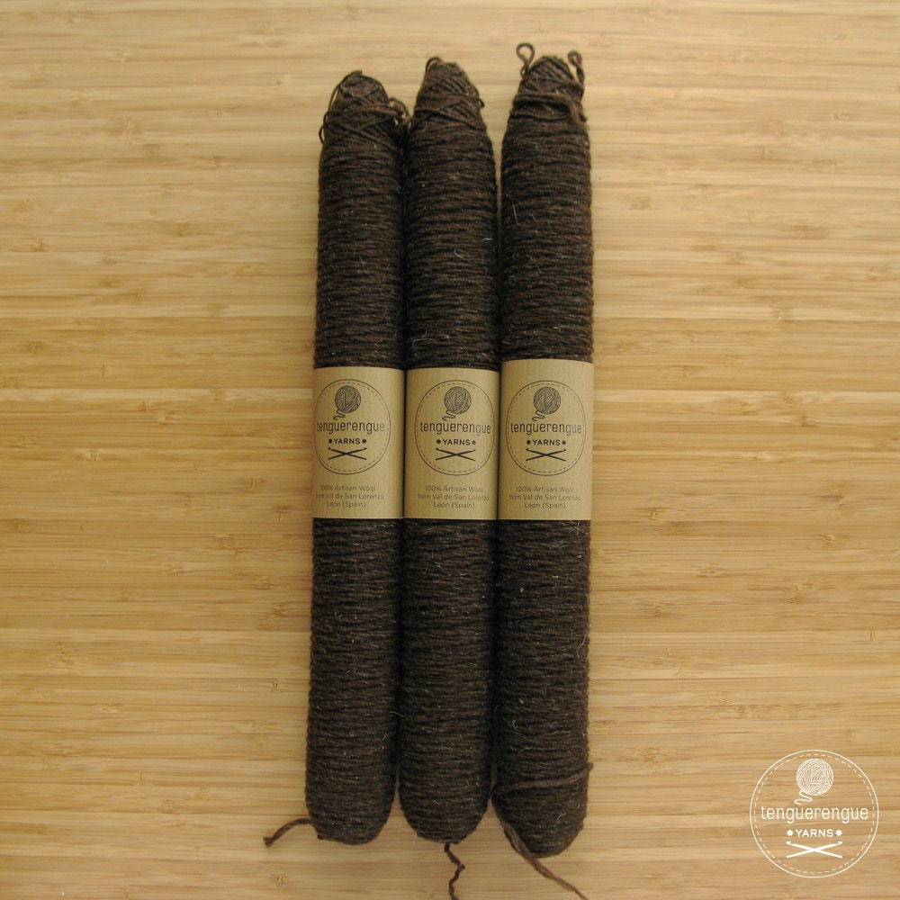 Artisan Undyed Wool. Natural Dark Brown - Etsy