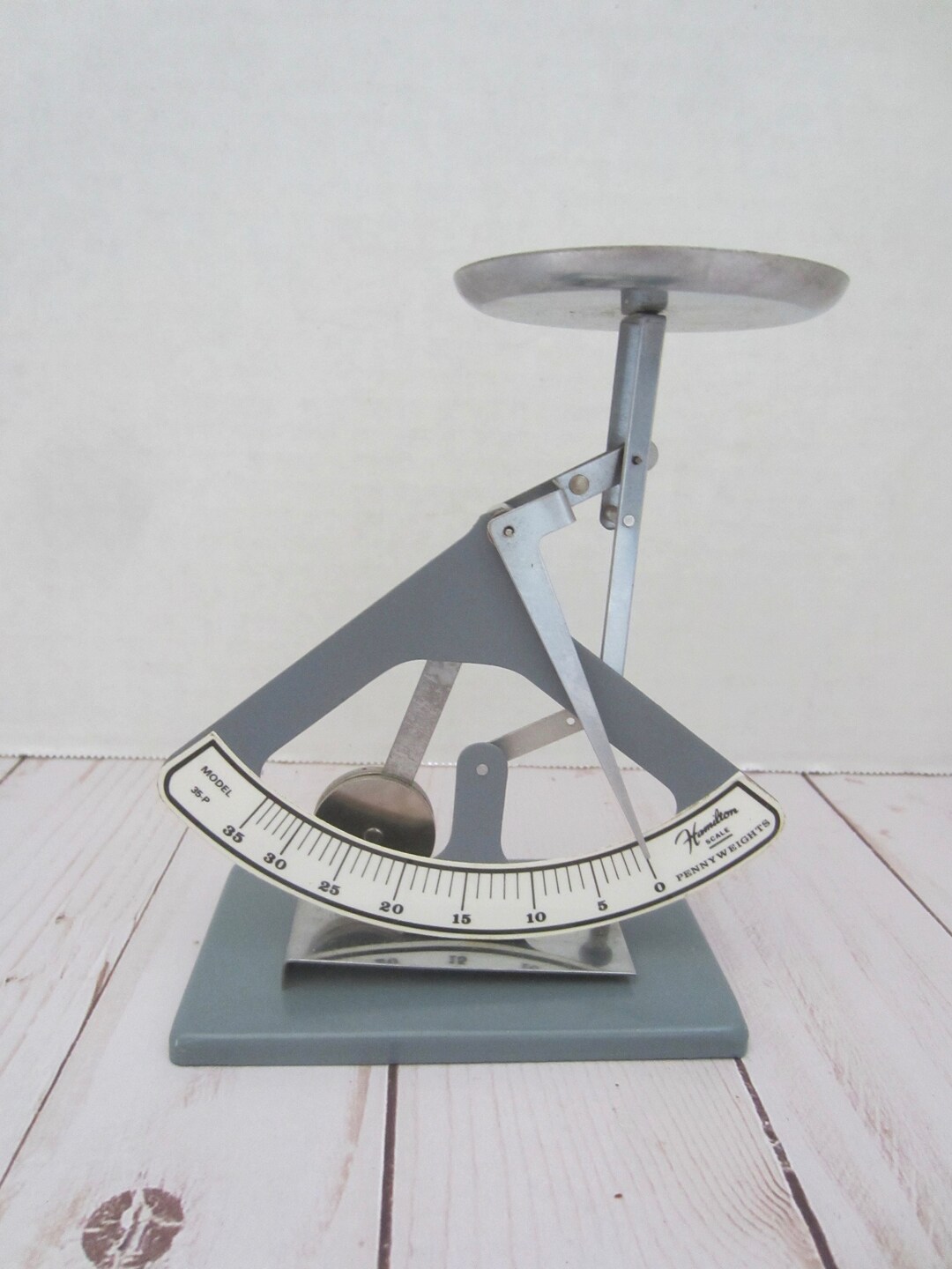 Vintage Hamilton Pennyweight Scale Small Scale USA Made Jewelry Scale ...