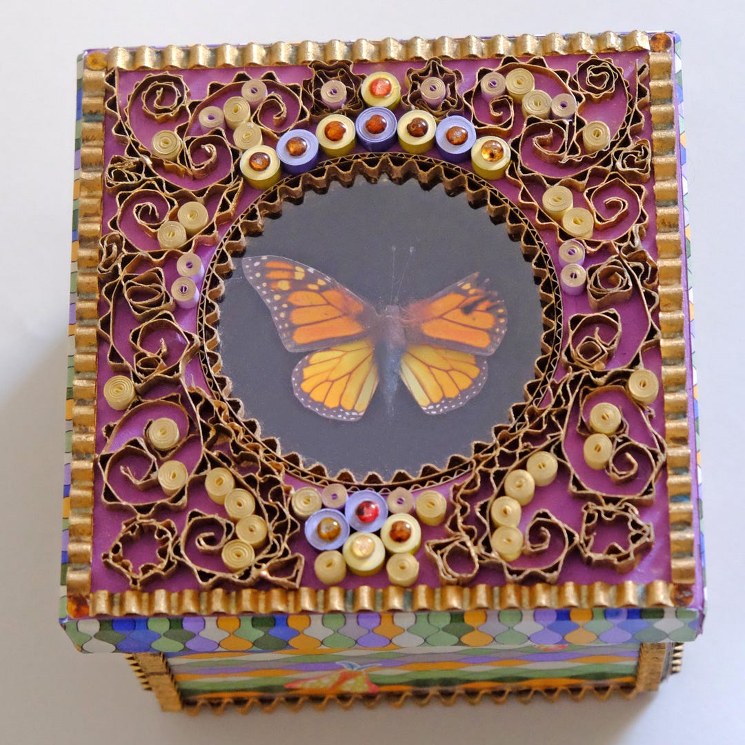 Handmade Monarch Butterfly Decorative Paper Box – Quilled Paper Art ...