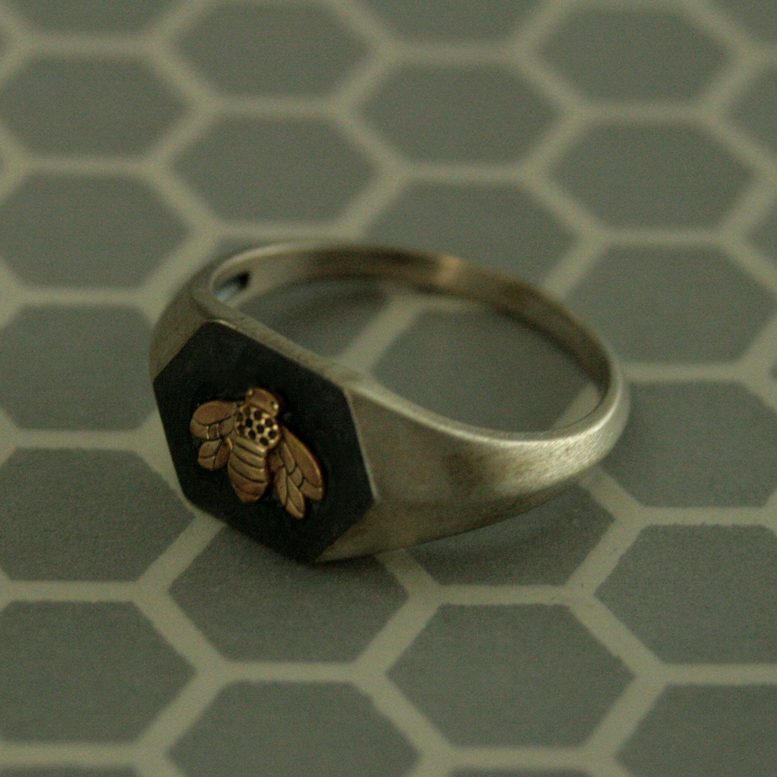 Honey Bee Signet Ring Gold Honeybee Ring Queen Bee Unique - Etsy