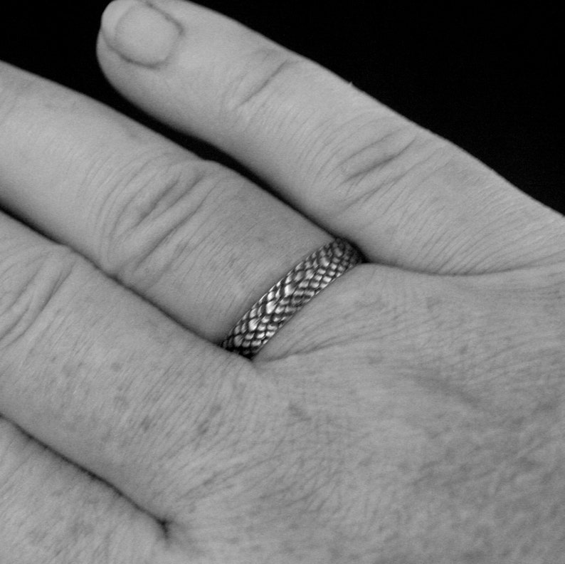 Skyrim Inspired Wedding Ring Set His and Hers Wedding Bands Dragon ...